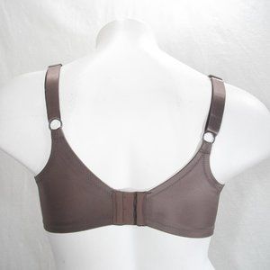 Olga | Intimates & Sleepwear | Olga 3502 Satin Edge Underwire Bra 38d ...